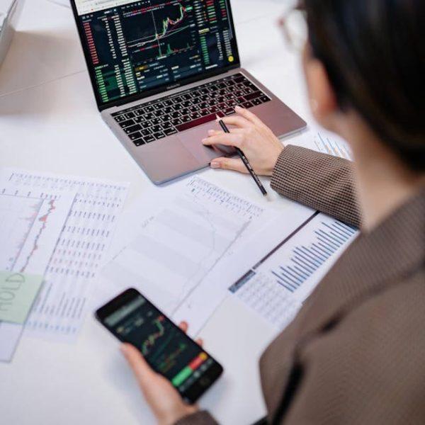 73 Top Hospitality Stocks In India 2026 – Detailed Sector & Stock Analysis
