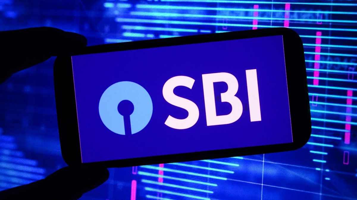 SBI Share Price Stable As Rs 25,000 Crore QIP Sees Massive Oversubscription By LIC, Mutual Funds